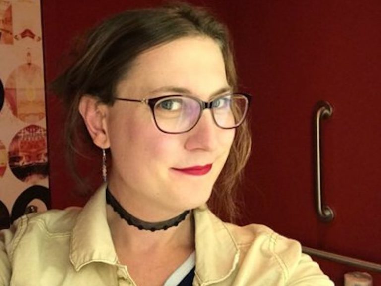 Emily Crose, ex hacker de la NSA está desarrollando un sistema para ...